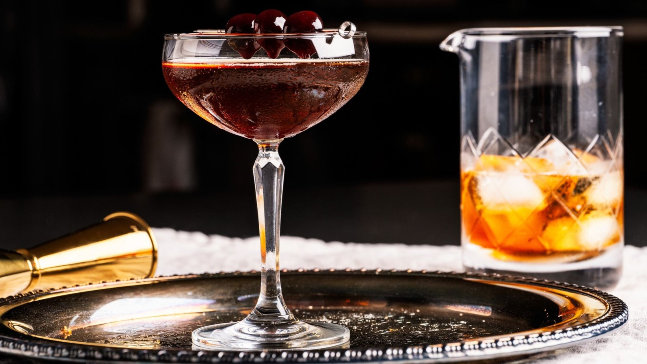 Cocktail Recipes: Mixology Tips & Drinks - WineWhiskyWorld
